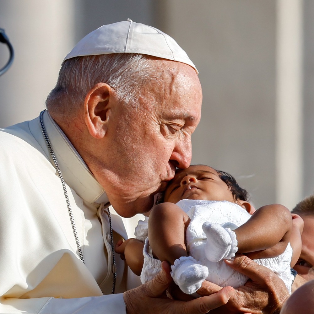 Pope: Driving away migrants is a 'grave sin' | National Catholic Reporter